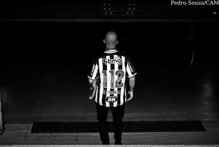 Diego Tardelli anuncia aposentadoria do futebol